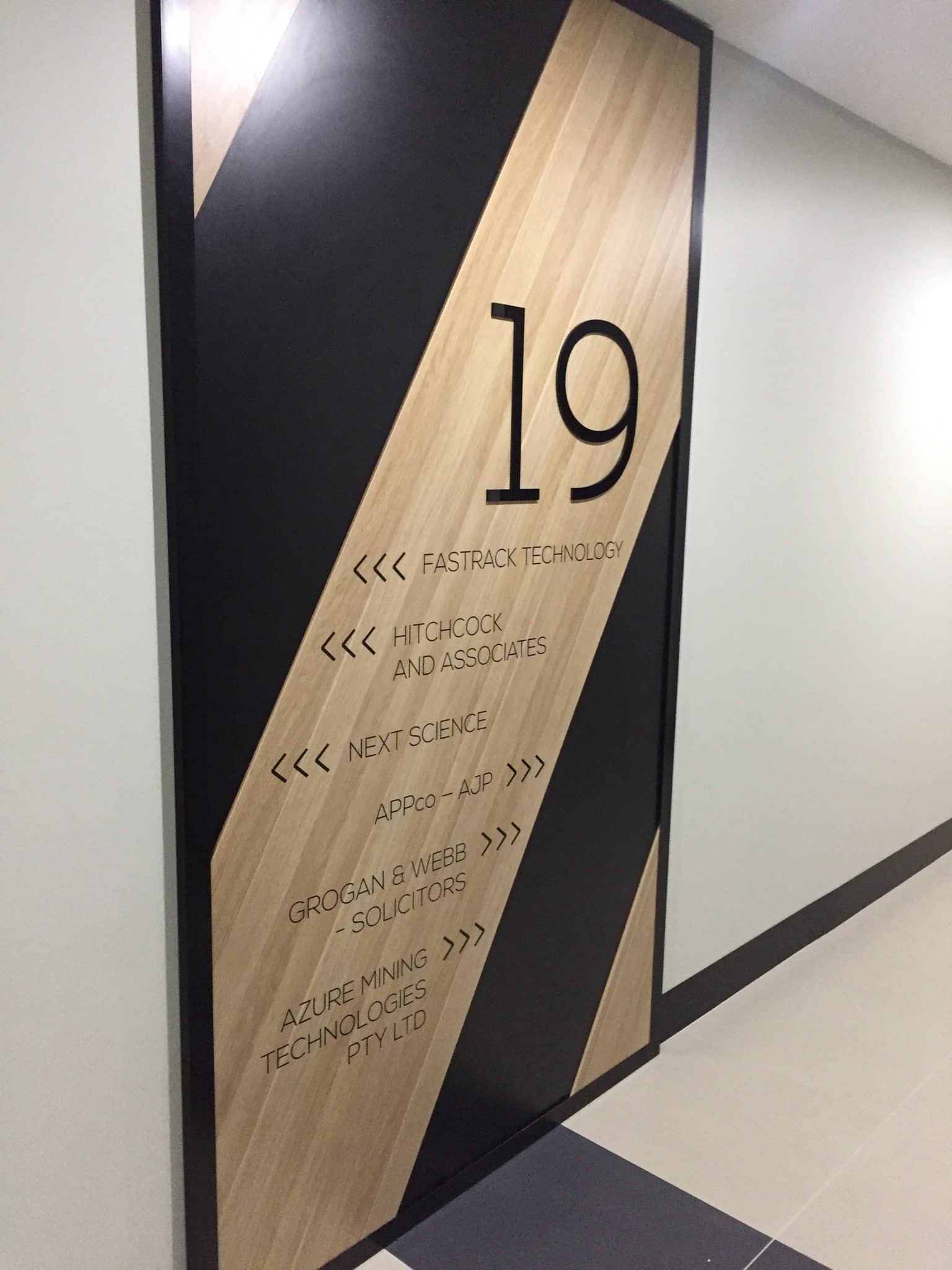 Don Robb Signs - Architectural & Commercial Signage Experts